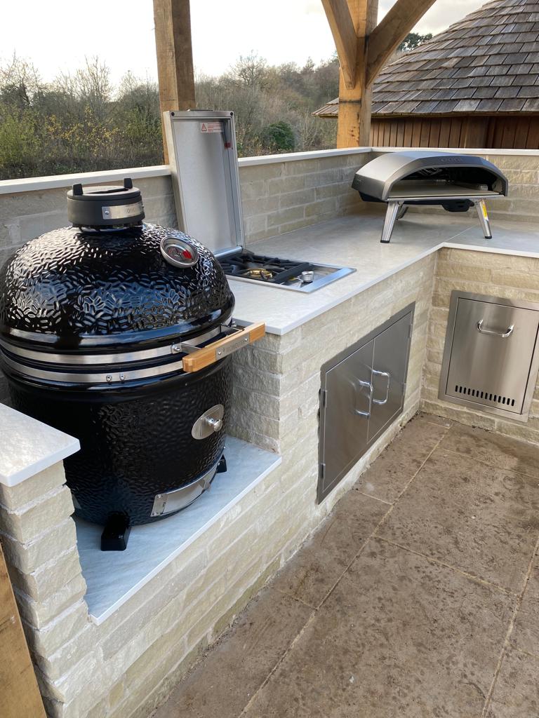 Purbeck Stone Outdoor Kitchen In Hampshire – AOS kitchens